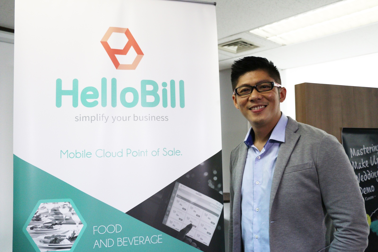 Banyak Pencinta Makeup di Acara HelloBill - blog.hellobill.id